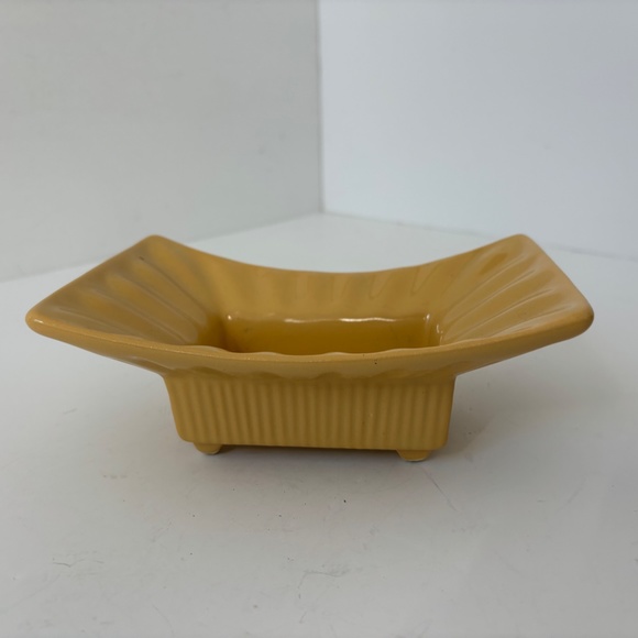 hull | Accents | Vintage Rare Hull Usa Pottery F53 Footed Shallow ...
